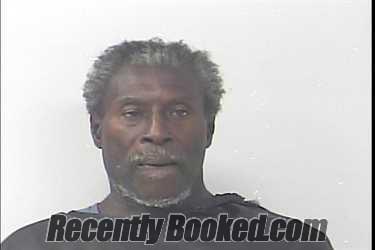 Recent Booking / Mugshot for Ronell Veroni Crutchfield in St Lucie ...