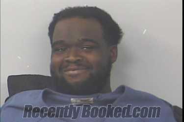 Recent Booking / Mugshot for Maurice Albert Thompson in St Lucie County ...