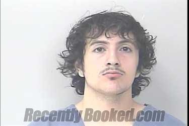 Recent Booking / Mugshot for Matthew Victor Diaz in St Lucie County ...