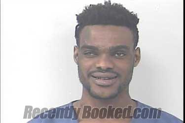 Recent Booking / Mugshot for Shevaun Lewis in St Lucie County, Florida