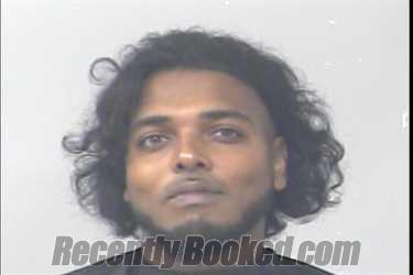 Recent Booking / Mugshot for Shevin Chrisson Persaud in St Lucie County ...