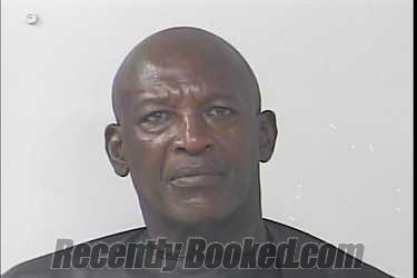 Recent Booking / Mugshot for Christopher Seymour in St Lucie County ...