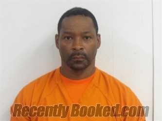Recent Booking / Mugshot for MANDRELL HALL in Cuyahoga County, Ohio