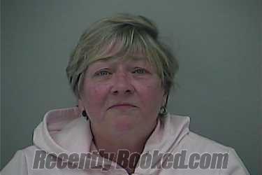 Recent Booking / Mugshot for JENNIFER LYNN DOUGHERTY in Delaware County ...