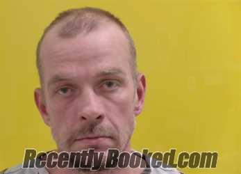 Recent Booking / Mugshot for ROBERT EDWARD SANDERS in Fairfield County ...