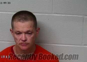Recent Booking / Mugshot for TRAVIS EARL LANGLEY in Fayette County, Ohio
