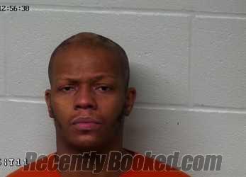 Recent Booking / Mugshot for DARVION DAMARIO SIMMS in Fayette County, Ohio