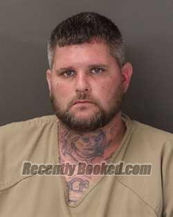Recent Booking / Mugshot for ZACHARY BRYAN HILES in Franklin County, Ohio