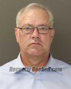 Recent Booking / Mugshot for JEFFREY W ROBERTS in Franklin County, Ohio