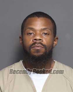 Recent Booking / Mugshot for DEMARIO WHITE in Franklin County, Ohio
