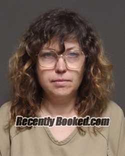 Recent Booking / Mugshot for APRIL MELISSA MARION in Franklin County, Ohio