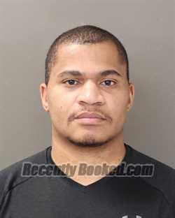 Recent Booking / Mugshot for DEONDRE M DAVIS in Franklin County, Ohio