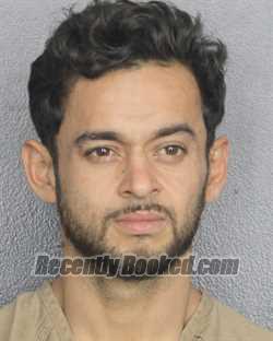 Recent Booking / Mugshot for ARIEL DAVID GUZMAN in Broward County, Florida