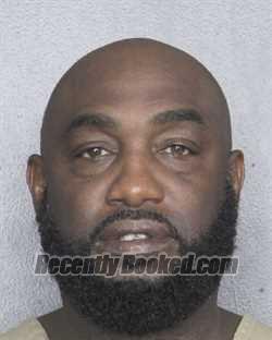 Recent Booking / Mugshot for CHRISTOPHER RANDALL STEPHENS in Broward ...