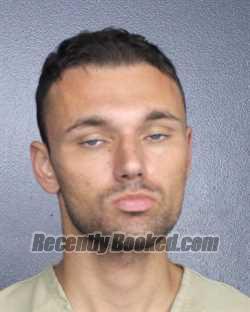Recent Booking / Mugshot for TYLER JAY VICKERS in Broward County, Florida
