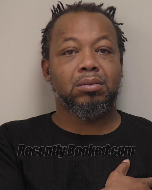 Recent Booking / Mugshot for Scott Anthony Snow in Hancock County, Ohio