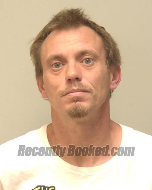 Recent Booking / Mugshot for Shane Michael Curlis in Hancock County, Ohio