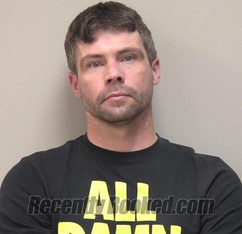 Recent Booking / Mugshot for Christopher Lee Wright in Hancock County, Ohio