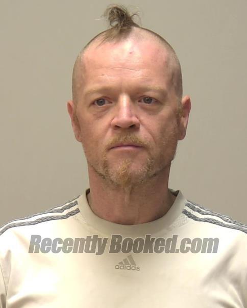Recent Booking / Mugshot for Kevin L Couch in Hancock County, Ohio