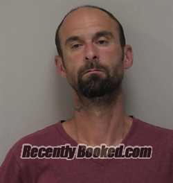 Recent Booking / Mugshot for Thomas Michael Stiger in Hancock County, Ohio