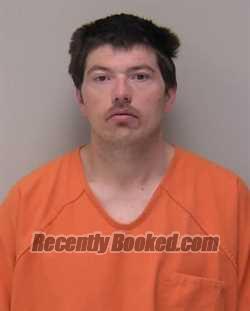 Recent Booking / Mugshot for Charles Everett Tucker in Hancock County, Ohio
