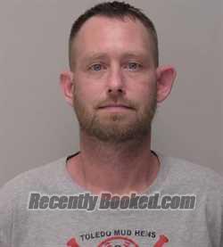 Recent Booking / Mugshot for Andrew David Weber in Hancock County, Ohio