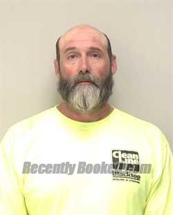 Recent Booking / Mugshot for Daniel Allen Sommers in Hancock County, Ohio