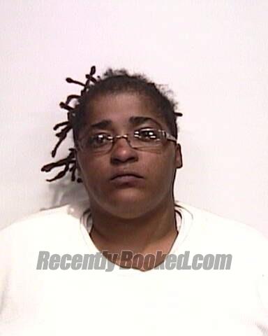 Recent Booking / Mugshot for ERICA LYDIA BONDURANT in Suwannee County ...