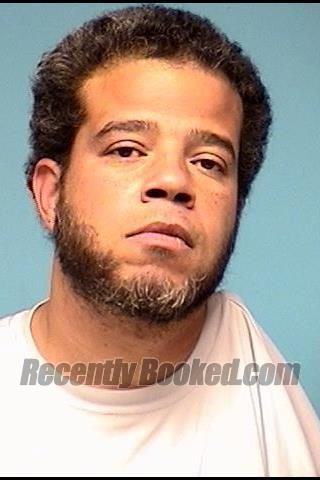 Recent Booking / Mugshot for TOQUATO CRAWFORD Junior KNOWLES in Lorain ...