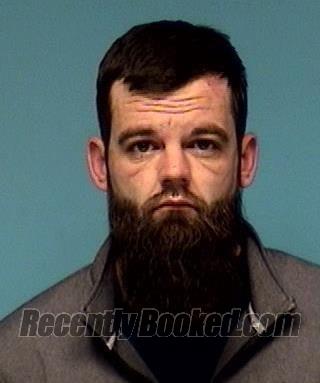 Recent Booking / Mugshot for MATTHEW B RAINEY in Lorain County, Ohio