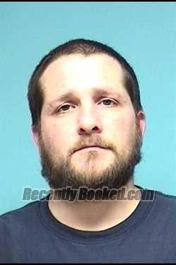 Recent Booking / Mugshot for NICHOLAS A MILLER in Lorain County, Ohio