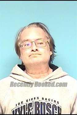 Recent Booking / Mugshot for MICHAEL RICHARD PETRUNA in Lorain County, Ohio