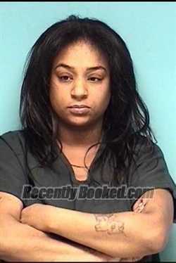 Recent Booking / Mugshot for SIMONE JONES in Lorain County, Ohio