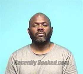 Recent Booking / Mugshot for DARSEL E MORRIS in Lorain County, Ohio