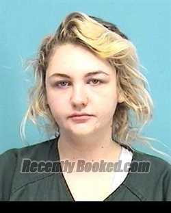 Recent Booking / Mugshot for TYLER NICOLE KYZER in Lorain County, Ohio
