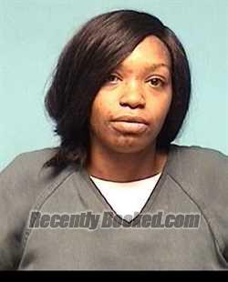 Recent Booking / Mugshot for MARIAH RASHEEN PERRY in Lorain County, Ohio