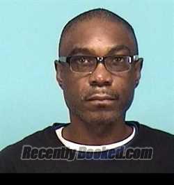 Recent Booking / Mugshot for MAJOR LEE Junior RIGGINS in Lorain County ...
