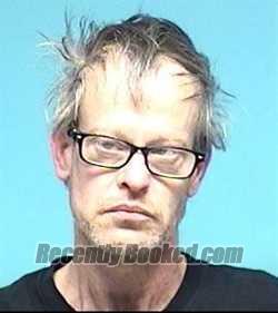 Recent Booking / Mugshot for CHRISTOPHER W Junior STRAWDERMAN in Lorain ...