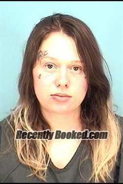 Recent Booking / Mugshot for ALIVIA J DAVIS in Lorain County, Ohio