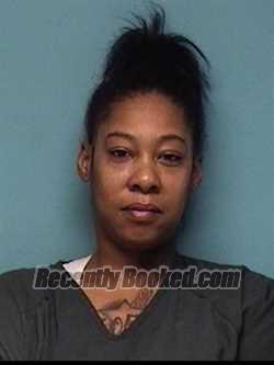 Recent Booking / Mugshot for NADIA RENEE SMITH in Lorain County, Ohio