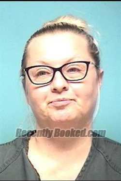 Recent Booking / Mugshot for ROBIN J SMITH in Lorain County, Ohio