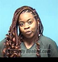 Recent Booking / Mugshot for TORIANA A GOODWIN in Lorain County, Ohio