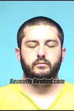 Recent Booking / Mugshot for TRAVIS H ROLL in Lorain County, Ohio