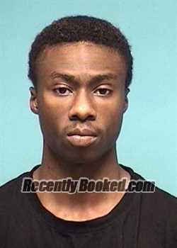 Recent Booking / Mugshot for QUENTIN SMALL in Lorain County, Ohio