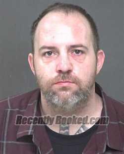 Recent Booking / Mugshot for JOSHUA NICHOLAS SKINNER in Muskingum ...
