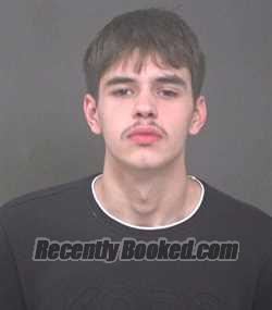 Recent Booking / Mugshot for BRAYDON MICHAEL ANDERSON in Muskingum ...