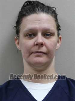 Recent Booking / Mugshot for JENNIFER LYNNE GROH in Paulding County, Ohio