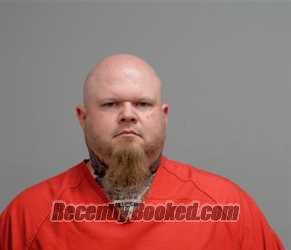 Recent Booking / Mugshot for LANCE CHRISTOPHER GREEN in Pickaway County ...
