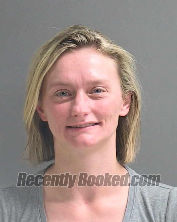 Recent Booking / Mugshot for STEPHANIE D TRACEY in Volusia County, Florida