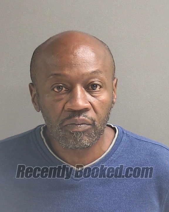 Recent Booking / Mugshot for ROBERT D SCOTT in Volusia County, Florida